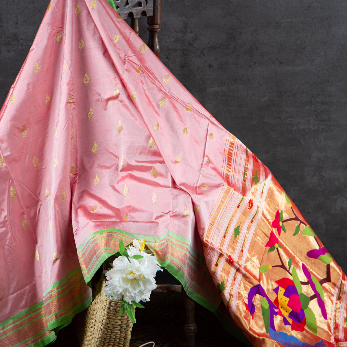 Baby Pink Maharani Pure Silk Paithani – SarayuExclusive